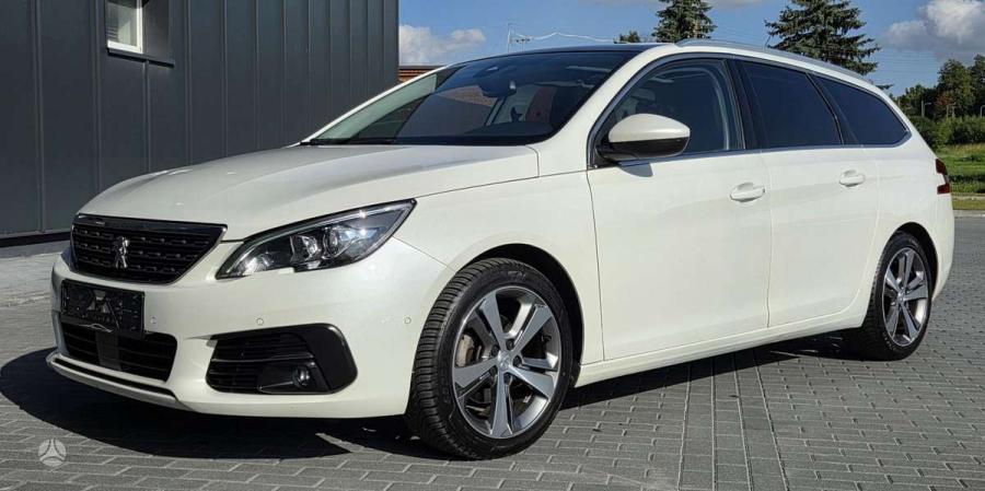 Balts Peugeot 308 2018 Šauļi, ar dzinēja tilpumu 1.20 L un nobraukumu 222 tūkst. km par 5750 €, foto 4 vietnē AUTOMOTO.COM.LV