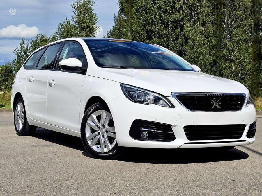 White Peugeot 308 2018 in Taurage, with an engine capacity of 1.56 L and mileage of 188 thousand km for 6400 €, photo 4 on AUTOMOTO.COM.LV
