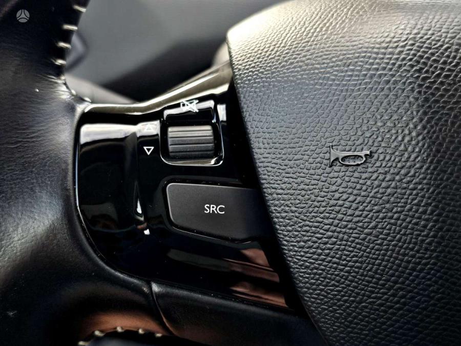 White Peugeot 308 2018 in Taurage, with an engine capacity of 1.56 L and mileage of 188 thousand km for 6400 €, photo 34 on AUTOMOTO.COM.LV