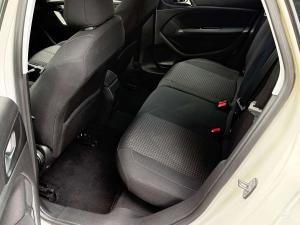 White Peugeot 308 2018 in Taurage, with an engine capacity of 1.50 L and mileage of 270 thousand km for 4500 €, photo 10 on AUTOMOTO.COM.LV