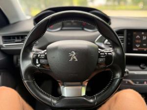 White Peugeot 308 2018 in Taurage, with an engine capacity of 1.50 L and mileage of 270 thousand km for 4500 €, photo 13 on AUTOMOTO.COM.LV