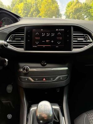 White Peugeot 308 2018 in Taurage, with an engine capacity of 1.50 L and mileage of 270 thousand km for 4500 €, photo 15 on AUTOMOTO.COM.LV