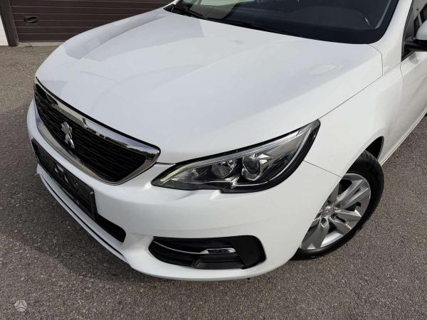 White Peugeot 308 2018 in Utena, with an engine capacity of 1.20 L and mileage of 171 thousand km for 5000 €, photo 6 on AUTOMOTO.COM.LV