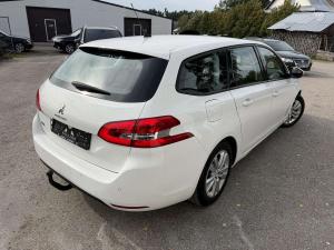 White Peugeot 308 2018 in Utena, with an engine capacity of 1.20 L and mileage of 171 thousand km for 5000 €, photo 13 on AUTOMOTO.COM.LV