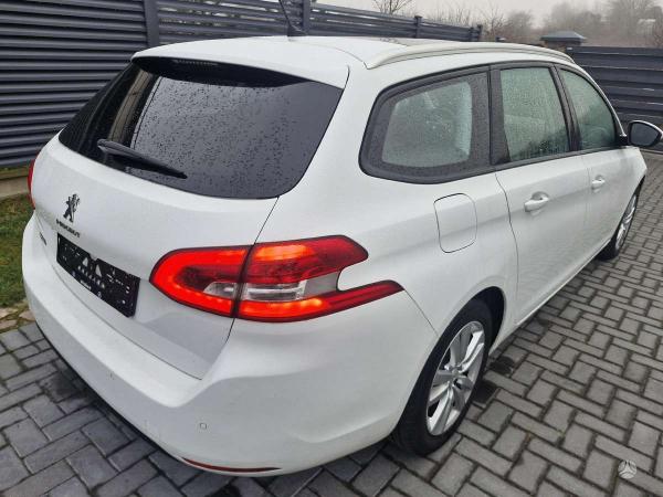 Balts Peugeot 308 2019 Viļņa, ar dzinēja tilpumu 1.50 L un nobraukumu 161 tūkst. km par 6600 €, foto 4 vietnē AUTOMOTO.COM.LV