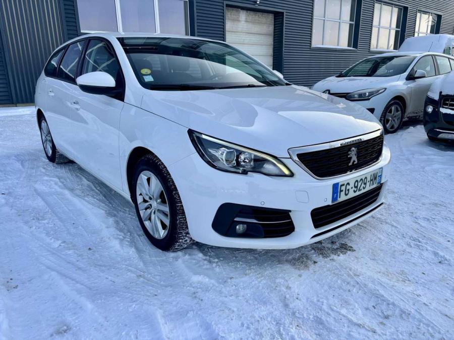 White Peugeot 308 2019 in Taurage, with an engine capacity of 1.50 L and mileage of 250 thousand km for 5900 €, photo 22 on AUTOMOTO.COM.LV