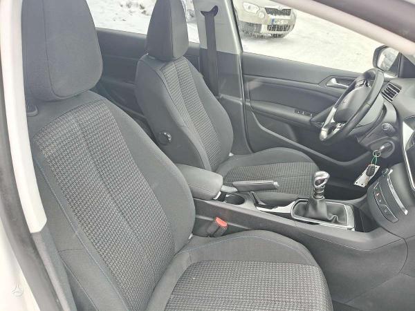 Balts Peugeot 308 2019 Kauņa, ar dzinēja tilpumu 1.50 L un nobraukumu 266 tūkst. km par 6200 €, foto 11 vietnē AUTOMOTO.COM.LV