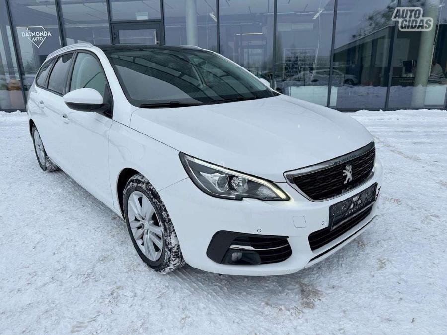 White Peugeot 308 2019 in Kaunas, with an engine capacity of 1.20 L and mileage of 173 thousand km for 6900 €, photo 2 on AUTOMOTO.COM.LV