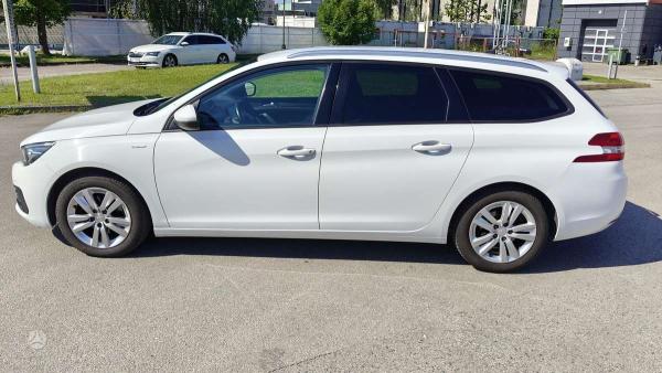 Balts Peugeot 308 2019 Kauņa, ar dzinēja tilpumu 1.50 L un nobraukumu 266 tūkst. km par 5350 €, foto 2 vietnē AUTOMOTO.COM.LV
