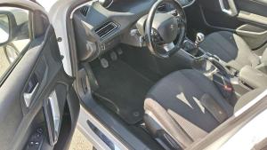White Peugeot 308 2019 in Kaunas, with an engine capacity of 1.50 L and mileage of 266 thousand km for 5350 €, photo 10 on AUTOMOTO.COM.LV