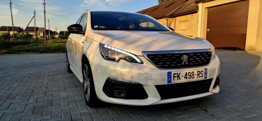 White Peugeot 308 2019 in Taurage, with an engine capacity of 1.50 L and mileage of 170 thousand km for 8250 €, photo 9 on AUTOMOTO.COM.LV