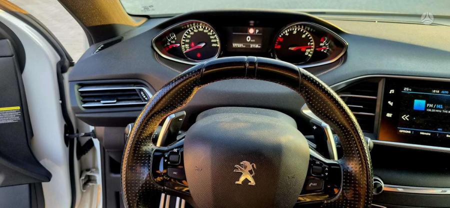 White Peugeot 308 2019 in Taurage, with an engine capacity of 1.50 L and mileage of 170 thousand km for 8250 €, photo 25 on AUTOMOTO.COM.LV