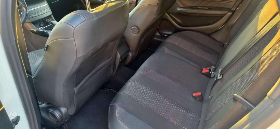 White Peugeot 308 2019 in Taurage, with an engine capacity of 1.50 L and mileage of 170 thousand km for 8250 €, photo 30 on AUTOMOTO.COM.LV