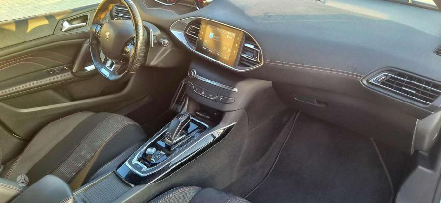 White Peugeot 308 2019 in Taurage, with an engine capacity of 1.50 L and mileage of 170 thousand km for 8250 €, photo 32 on AUTOMOTO.COM.LV