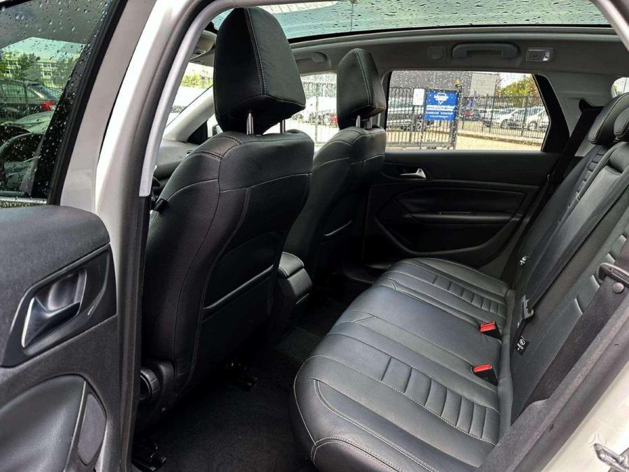 White Peugeot 308 2019 in Kaunas, with an engine capacity of 1.50 L and mileage of 214 thousand km for 7200 €, photo 13 on AUTOMOTO.COM.LV