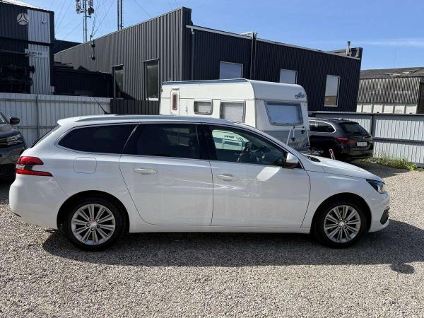 White Peugeot 308 2019 in Kaunas, with an engine capacity of 1.50 L and mileage of 220 thousand km for 6900 €, photo 7 on AUTOMOTO.COM.LV