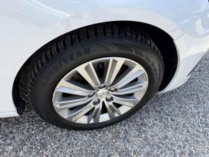 White Peugeot 308 2019 in Kaunas, with an engine capacity of 1.50 L and mileage of 220 thousand km for 6900 €, photo 8 on AUTOMOTO.COM.LV