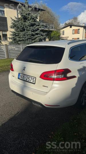 Белый Пежо 308 2019 в Рига, объемом двигателя 1.50 л и пробегом 188 тыс. км за 8400 €, фото 4 на AUTOMOTO.COM.LV