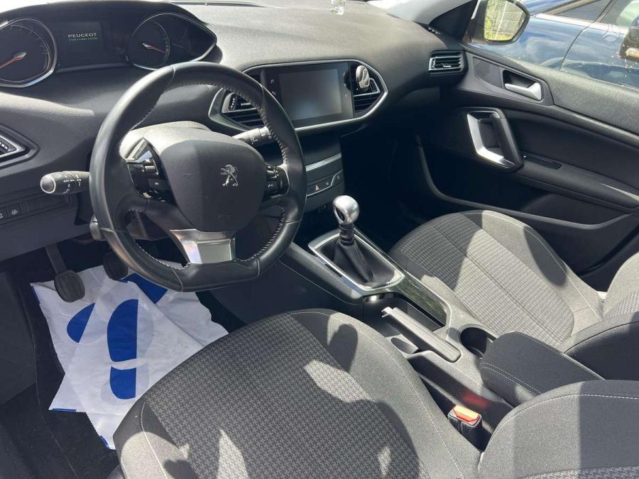 Balts Peugeot 308 2019 Tauragė, ar dzinēja tilpumu 1.50 L un nobraukumu 156 tūkst. km par 6400 €, foto 3 vietnē AUTOMOTO.COM.LV
