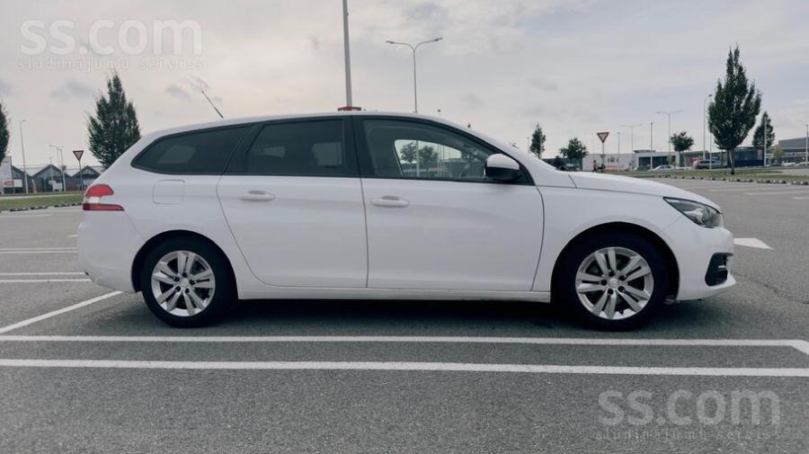 Balts Peugeot 308 2019 Rīga, ar dzinēja tilpumu 1.50 L un nobraukumu 205 tūkst. km par 5400 €, foto 1 vietnē AUTOMOTO.COM.LV