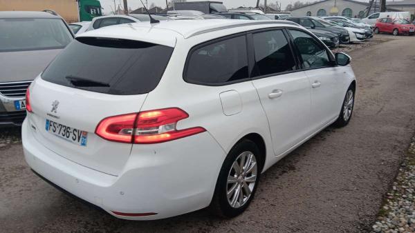 Balts Peugeot 308 2020 Tauragė, ar dzinēja tilpumu 1.50 L un nobraukumu 219 tūkst. km par 5700 €, foto 4 vietnē AUTOMOTO.COM.LV