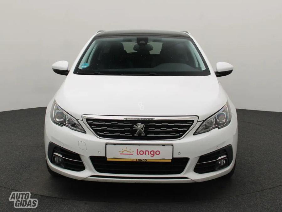 White Peugeot 308 2020 in Vilnius, with an engine capacity of 1.20 L and mileage of 165 thousand km for 8699 €, photo 4 on AUTOMOTO.COM.LV