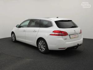 White Peugeot 308 2020 in Vilnius, with an engine capacity of 1.20 L and mileage of 165 thousand km for 8699 €, photo 8 on AUTOMOTO.COM.LV