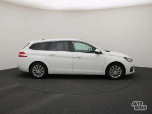White Peugeot 308 2020 in Vilnius, with an engine capacity of 1.20 L and mileage of 165 thousand km for 8699 €, photo 10 on AUTOMOTO.COM.LV