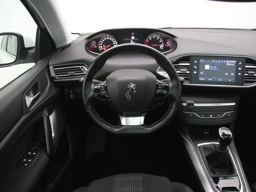 White Peugeot 308 2020 in Vilnius, with an engine capacity of 1.20 L and mileage of 165 thousand km for 8699 €, photo 18 on AUTOMOTO.COM.LV