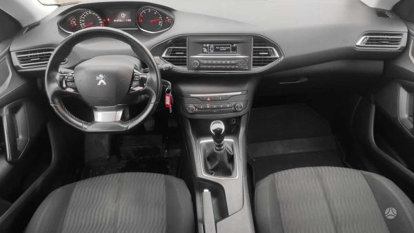 Balts Peugeot 308 2020 Tauragė, ar dzinēja tilpumu 1.50 L un nobraukumu 344 tūkst. km par 4700 €, foto 5 vietnē AUTOMOTO.COM.LV