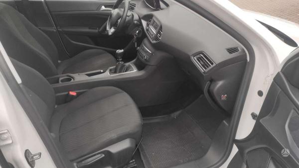 Balts Peugeot 308 2020 Tauragė, ar dzinēja tilpumu 1.50 L un nobraukumu 344 tūkst. km par 4700 €, foto 9 vietnē AUTOMOTO.COM.LV