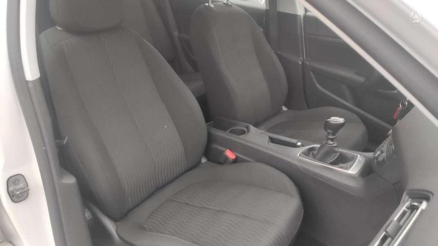 Balts Peugeot 308 2020 Tauragė, ar dzinēja tilpumu 1.50 L un nobraukumu 344 tūkst. km par 4700 €, foto 11 vietnē AUTOMOTO.COM.LV