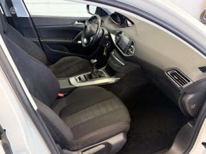 White Peugeot 308 2020 in Radviliskis, with an engine capacity of 1.50 L and mileage of 230 thousand km for 5450 €, photo 9 on AUTOMOTO.COM.LV