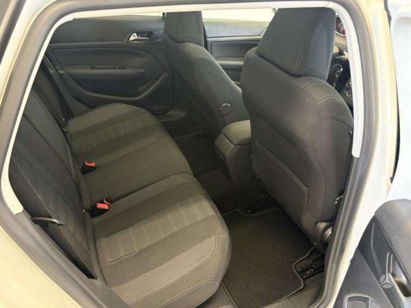 Balts Peugeot 308 2020 Radviliškis, ar dzinēja tilpumu 1.50 L un nobraukumu 230 tūkst. km par 5450 €, foto 9 vietnē AUTOMOTO.COM.LV