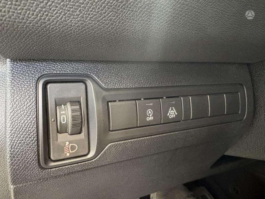 White Peugeot 308 2020 in Radviliskis, with an engine capacity of 1.50 L and mileage of 230 thousand km for 5450 €, photo 20 on AUTOMOTO.COM.LV