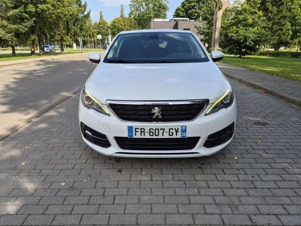 Белый Пежо 308 2020 в Таураге, объемом двигателя 1.50 л и пробегом 243 тыс. км за 5500 €, фото 7 на AUTOMOTO.COM.LV
