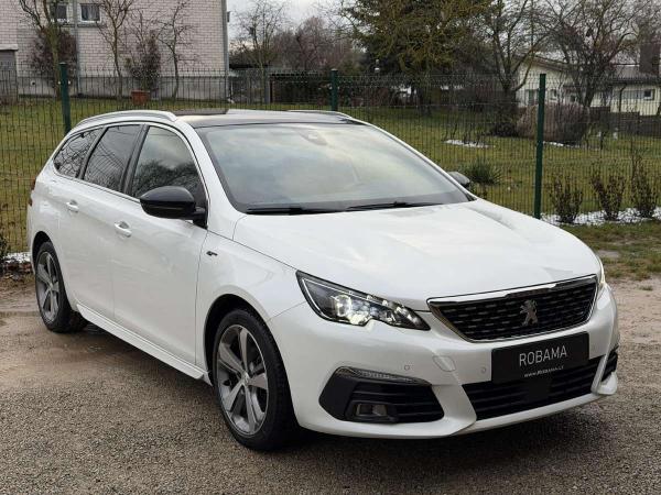 White Peugeot 308 2021 in Siauliai, with an engine capacity of 1.50 L and mileage of 119 thousand km for 12947 €, photo 1 on AUTOMOTO.COM.LV