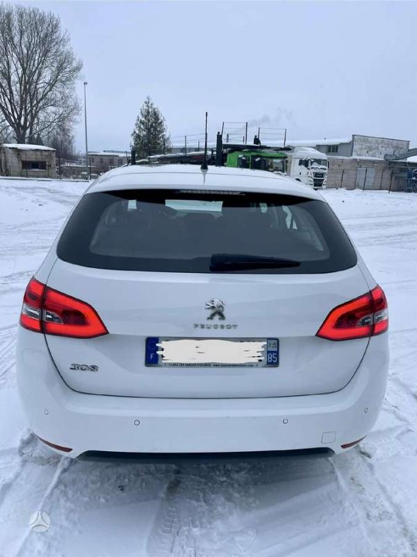 White Peugeot 308 2021 in Taurage, with an engine capacity of 1.50 L and mileage of 170 thousand km for 6200 €, photo 7 on AUTOMOTO.COM.LV