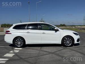 White Peugeot 308 2021 in Liepaja, with an engine capacity of 1.50 L and mileage of 226 thousand km for 6900 €, photo 6 on AUTOMOTO.COM.LV