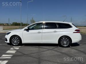 White Peugeot 308 2021 in Liepaja, with an engine capacity of 1.50 L and mileage of 226 thousand km for 6900 €, photo 7 on AUTOMOTO.COM.LV