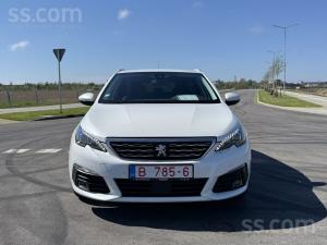 White Peugeot 308 2021 in Liepaja, with an engine capacity of 1.50 L and mileage of 226 thousand km for 6900 €, photo 8 on AUTOMOTO.COM.LV