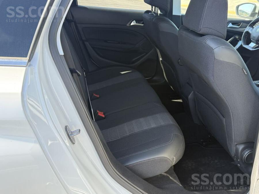 White Peugeot 308 2021 in Liepaja, with an engine capacity of 1.50 L and mileage of 226 thousand km for 6900 €, photo 12 on AUTOMOTO.COM.LV