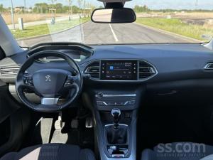 White Peugeot 308 2021 in Liepaja, with an engine capacity of 1.50 L and mileage of 226 thousand km for 6900 €, photo 17 on AUTOMOTO.COM.LV