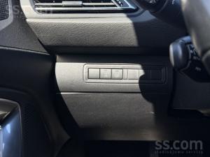 White Peugeot 308 2021 in Liepaja, with an engine capacity of 1.50 L and mileage of 226 thousand km for 6900 €, photo 22 on AUTOMOTO.COM.LV