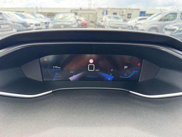 Balts Peugeot 308 2021 Kauņa, ar dzinēja tilpumu 1.50 L un nobraukumu 198 tūkst. km par 9800 €, foto 9 vietnē AUTOMOTO.COM.LV