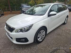 White Peugeot 308 2021 in Tallinn, with an engine capacity of 1.50 L and mileage of 126 thousand km for 8990 €, photo 3 on AUTOMOTO.COM.LV
