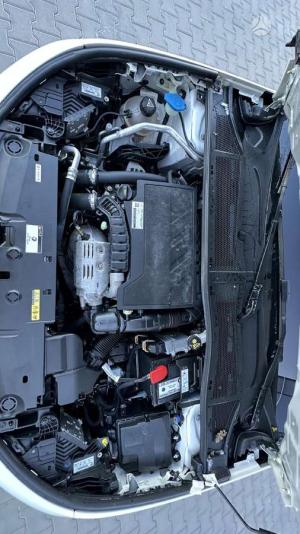 White Peugeot 308 2022 in Vilnius, with an engine capacity of 1.20 L and mileage of 120 thousand km for 10950 €, photo 24 on AUTOMOTO.COM.LV