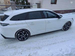 White Peugeot 308 2022 in Marijampole, with an engine capacity of 1.50 L and mileage of 148 thousand km for 14877 €, photo 4 on AUTOMOTO.COM.LV