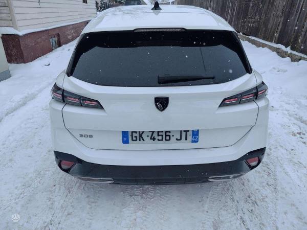 White Peugeot 308 2022 in Marijampole, with an engine capacity of 1.50 L and mileage of 148 thousand km for 14877 €, photo 6 on AUTOMOTO.COM.LV