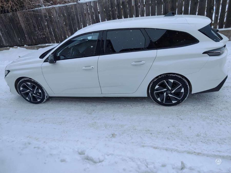 White Peugeot 308 2022 in Marijampole, with an engine capacity of 1.50 L and mileage of 148 thousand km for 14877 €, photo 8 on AUTOMOTO.COM.LV